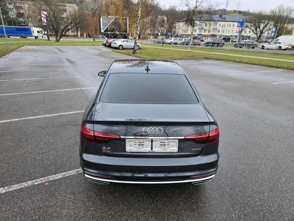 Grey Audi A4 2021 in Kaunas, with an engine capacity of 2.00 L and mileage of 250 thousand km for 21500 €, photo 11 on AUTOMOTO.COM.LV