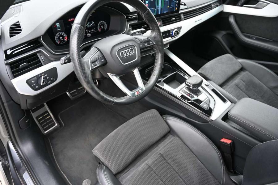 Grey Audi A4 2021 in Vilnius, with an engine capacity of 1.98 L and mileage of 72 thousand km for 24450 €, photo 21 on AUTOMOTO.COM.LV