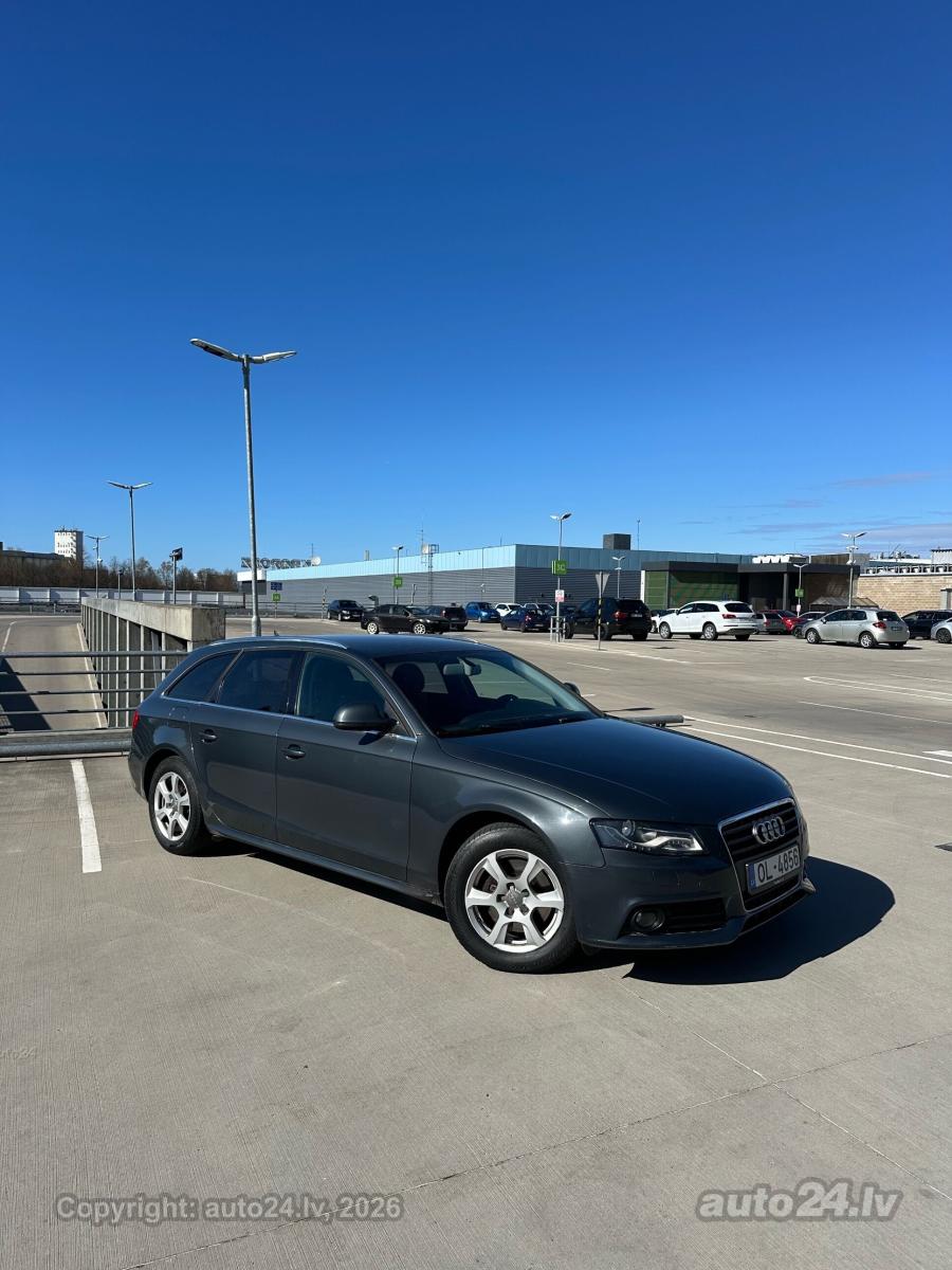 Grey Audi A4 0 in Riga, with an engine capacity of 3.00 L and mileage of 464 thousand km for 5800 €, photo 3 on AUTOMOTO.COM.LV