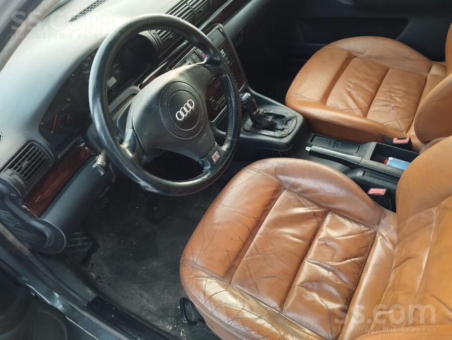 Pelēks Audi A4 1996 Dobele, ar dzinēja tilpumu 1.90 L un nobraukumu 415 tūkst. km par 1550 €, foto 11 vietnē AUTOMOTO.COM.LV