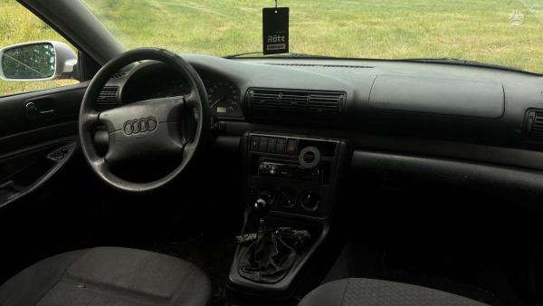 Grey Audi A4 1996 in Varena, with an engine capacity of 1.90 L and mileage of 400 thousand km for 700 €, photo 6 on AUTOMOTO.COM.LV