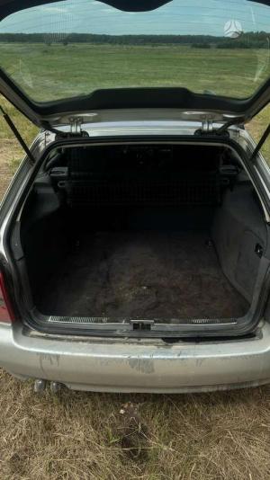 Grey Audi A4 1996 in Varena, with an engine capacity of 1.90 L and mileage of 400 thousand km for 700 €, photo 8 on AUTOMOTO.COM.LV