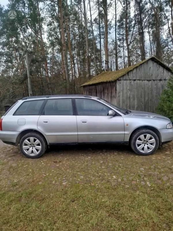 Pelēks Audi A4 1997 Alīta, ar dzinēja tilpumu 1.90 L un nobraukumu 375 tūkst. km par 1800 €, foto 5 vietnē AUTOMOTO.COM.LV