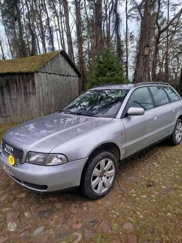 Pelēks Audi A4 1997 Alīta, ar dzinēja tilpumu 1.90 L un nobraukumu 375 tūkst. km par 1800 €, foto 7 vietnē AUTOMOTO.COM.LV