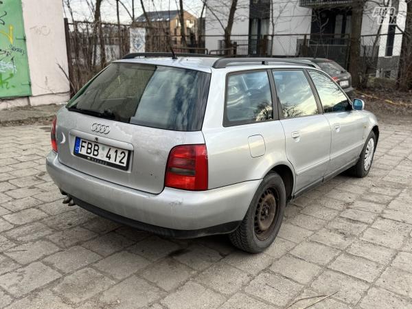 Pelēks Audi A4 1997 Viļņa, ar dzinēja tilpumu 1.90 L un nobraukumu 300 tūkst. km par 650 €, foto 3 vietnē AUTOMOTO.COM.LV