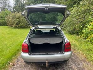 Pelēks Audi A4 1997 Talsi, ar dzinēja tilpumu 1.90 L un nobraukumu 474 tūkst. km par 1700 €, foto 9 vietnē AUTOMOTO.COM.LV