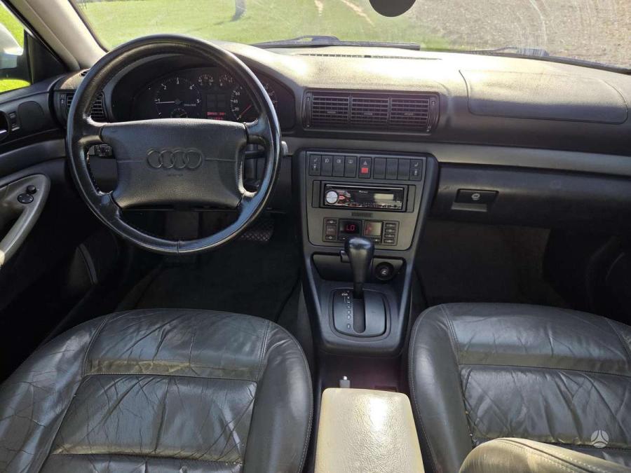 Grey Audi A4 1997 in Elektrenai, with an engine capacity of 1.90 L and mileage of 300 thousand km for 850 €, photo 6 on AUTOMOTO.COM.LV