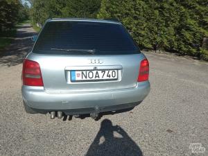 Pelēks Audi A4 1997 Viļņa, ar dzinēja tilpumu 1.90 L un nobraukumu 387 tūkst. km par 990 €, foto 6 vietnē AUTOMOTO.COM.LV