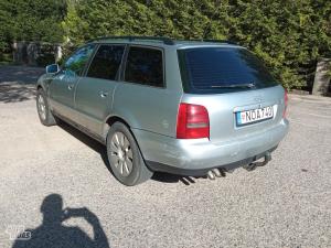 Pelēks Audi A4 1997 Viļņa, ar dzinēja tilpumu 1.90 L un nobraukumu 387 tūkst. km par 990 €, foto 7 vietnē AUTOMOTO.COM.LV
