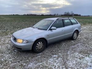 Pelēks Audi A4 1998 Rakvere, ar dzinēja tilpumu 0.00 L un nobraukumu 268 tūkst. km par 450 €, foto 2 vietnē AUTOMOTO.COM.LV