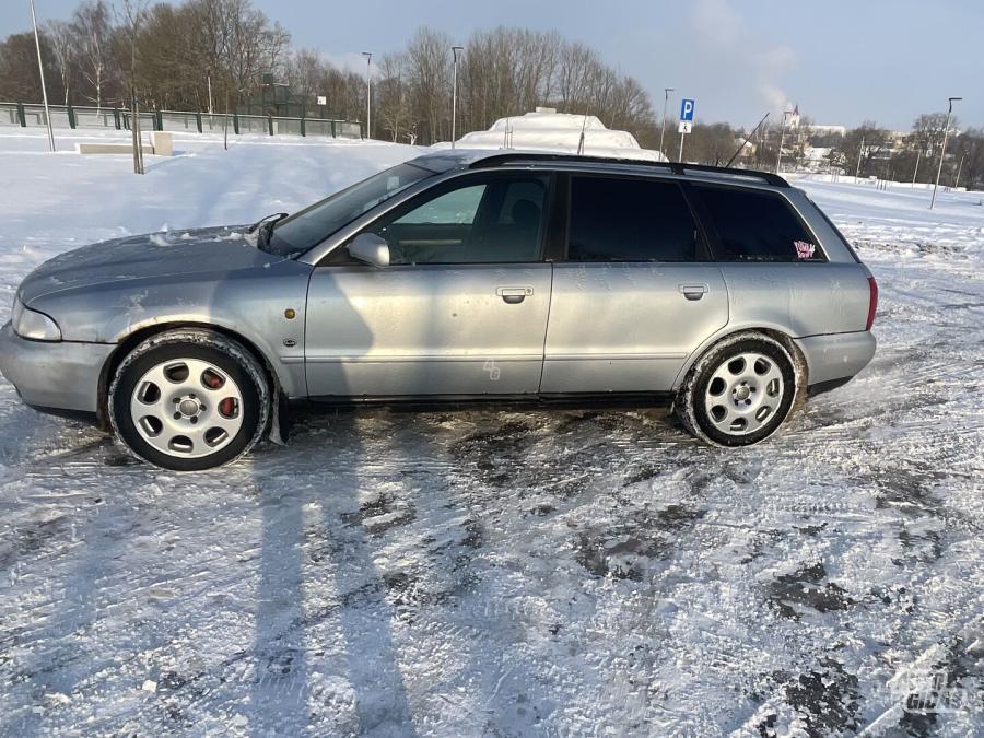 Pelēks Audi A4 1998 Viļņa, ar dzinēja tilpumu 1.90 L un nobraukumu 412 tūkst. km par 700 €, foto 4 vietnē AUTOMOTO.COM.LV