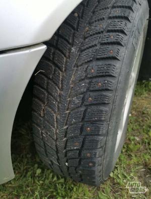 Pelēks Audi A4 1999 Viļņa, ar dzinēja tilpumu 2.50 L un nobraukumu 385 tūkst. km par 800 €, foto 15 vietnē AUTOMOTO.COM.LV