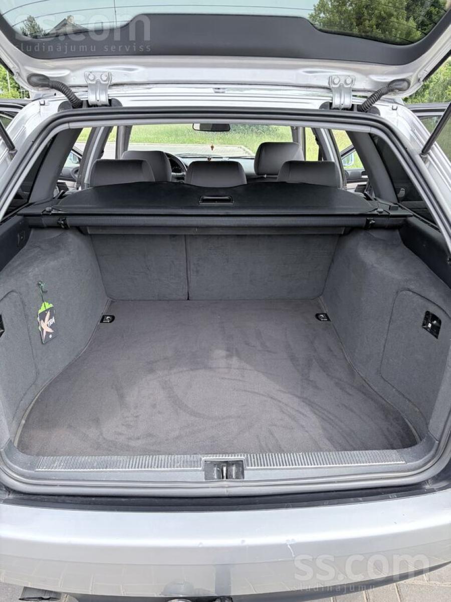 Grey Audi A4 1999 in Riga, with an engine capacity of 1.60 L and mileage of 287 thousand km for 1699 €, photo 8 on AUTOMOTO.COM.LV