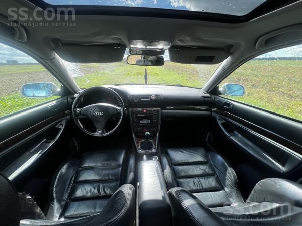 Audi A4 1999 in Jelgava on AUTOMOTO.COM.LV Grey Audi A4 1999 in Jelgava, with an engine capacity of 2.50 L and mileage of 428 thousand km for 1590 €, photo 8 on AUTOMOTO.COM.LV