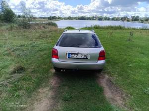 Grey Audi A4 1999 in Kaisiadorys, with an engine capacity of 1.90 L and mileage of 457 thousand km for 1350 €, photo 6 on AUTOMOTO.COM.LV
