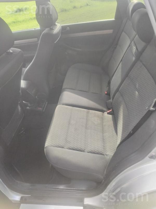 Grey Audi A4 1999 in Jelgava, with an engine capacity of 1.90 L and mileage of 0 thousand km for 1700 €, photo 8 on AUTOMOTO.COM.LV