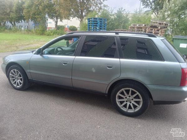 Audi A4 1999 Šauļi vietnē Pelēks Audi A4 1999 Šauļi, ar dzinēja tilpumu 1.80 L un nobraukumu 260 tūkst. km par 1180 €, foto 7 vietnē AUTOMOTO.COM.LV