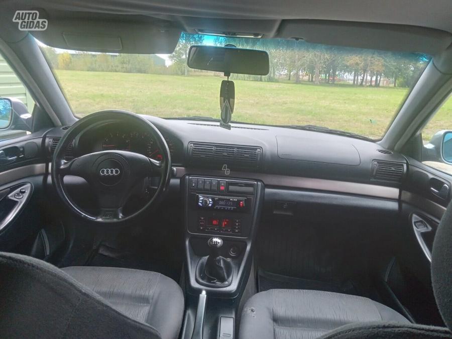 Grey Audi A4 1999 in Siauliai, with an engine capacity of 1.80 L and mileage of 260 thousand km for 1180 €, photo 13 on AUTOMOTO.COM.LV