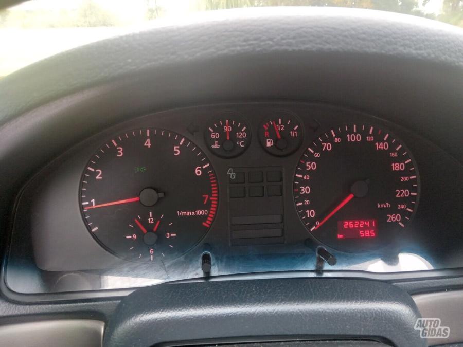 Grey Audi A4 1999 in Siauliai, with an engine capacity of 1.80 L and mileage of 260 thousand km for 1180 €, photo 20 on AUTOMOTO.COM.LV