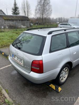 Pelēks Audi A4 2000 Jelgava, ar dzinēja tilpumu 1.90 L un nobraukumu 386 tūkst. km par 900 €, foto 6 vietnē AUTOMOTO.COM.LV