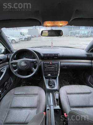 Pelēks Audi A4 2000 Jelgava, ar dzinēja tilpumu 1.90 L un nobraukumu 386 tūkst. km par 900 €, foto 8 vietnē AUTOMOTO.COM.LV