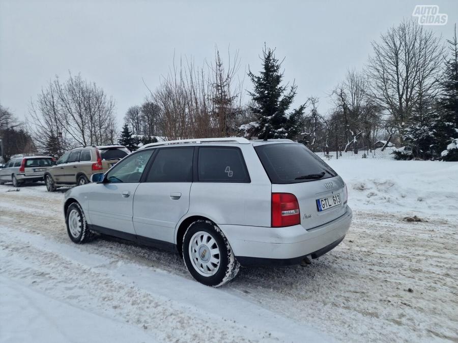 Grey Audi A4 2000 in Vilnius, with an engine capacity of 1.90 L and mileage of 35 thousand km for 1550 €, photo 3 on AUTOMOTO.COM.LV