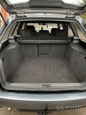 Pelēks Audi A4 2000 Preiļi, ar dzinēja tilpumu 1.90 L un nobraukumu 501 tūkst. km par 1500 €, foto 5 vietnē AUTOMOTO.COM.LV