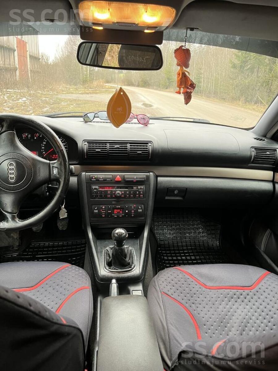 Pelēks Audi A4 2000 Preiļi, ar dzinēja tilpumu 1.90 L un nobraukumu 501 tūkst. km par 1500 €, foto 9 vietnē AUTOMOTO.COM.LV