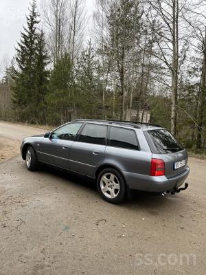 Pelēks Audi A4 2000 Preiļi, ar dzinēja tilpumu 1.90 L un nobraukumu 501 tūkst. km par 1500 €, foto 12 vietnē AUTOMOTO.COM.LV