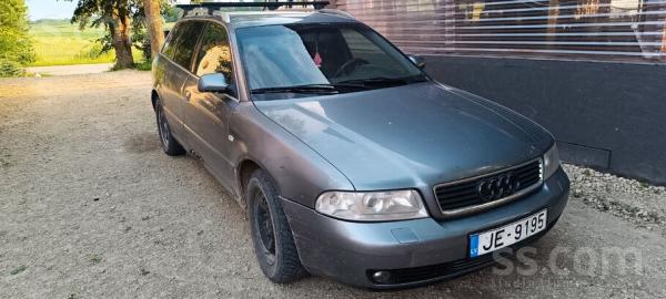 Pelēks Audi A4 2000 Rēzekne, ar dzinēja tilpumu 2.50 L un nobraukumu 123 tūkst. km par 1150 €, foto 1 vietnē AUTOMOTO.COM.LV