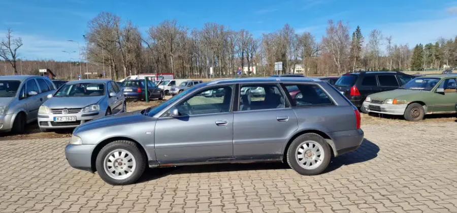 Pelēks Audi A4 2000 Valmiera, ar dzinēja tilpumu 1.90 L un nobraukumu 400 tūkst. km par 1300 €, foto 6 vietnē AUTOMOTO.COM.LV