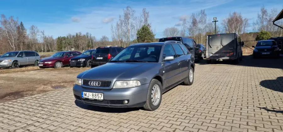 Pelēks Audi A4 2000 Valmiera, ar dzinēja tilpumu 1.90 L un nobraukumu 400 tūkst. km par 1300 €, foto 7 vietnē AUTOMOTO.COM.LV