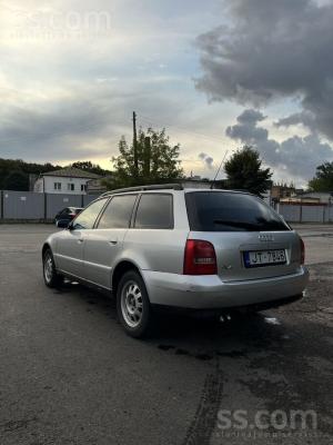 Pelēks Audi A4 2000 Ludza, ar dzinēja tilpumu 1.90 L un nobraukumu 270 tūkst. km par 1250 €, foto 5 vietnē AUTOMOTO.COM.LV