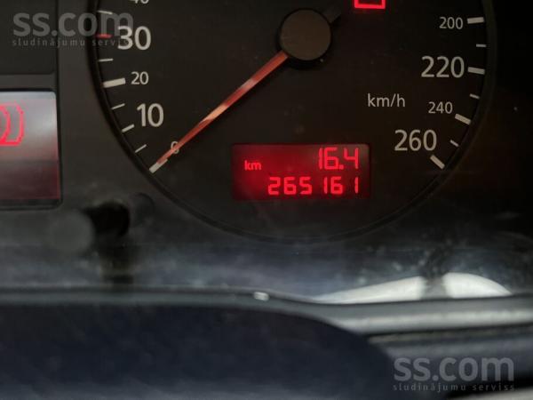 Grey Audi A4 2000 in Ludza, with an engine capacity of 1.90 L and mileage of 270 thousand km for 1250 €, photo 6 on AUTOMOTO.COM.LV