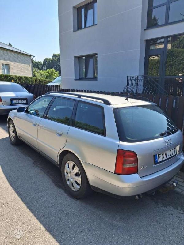 Grey Audi A4 2000 in Jurbarkas, with an engine capacity of 1.90 L and mileage of 350 thousand km for 1200 €, photo 1 on AUTOMOTO.COM.LV