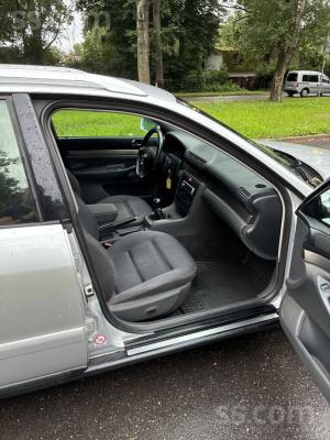 Grey Audi A4 2000 in Riga, with an engine capacity of 1.90 L and mileage of 347 thousand km for 2550 €, photo 17 on AUTOMOTO.COM.LV