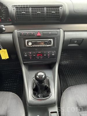Grey Audi A4 2000 in Riga, with an engine capacity of 1.90 L and mileage of 347 thousand km for 2550 €, photo 18 on AUTOMOTO.COM.LV