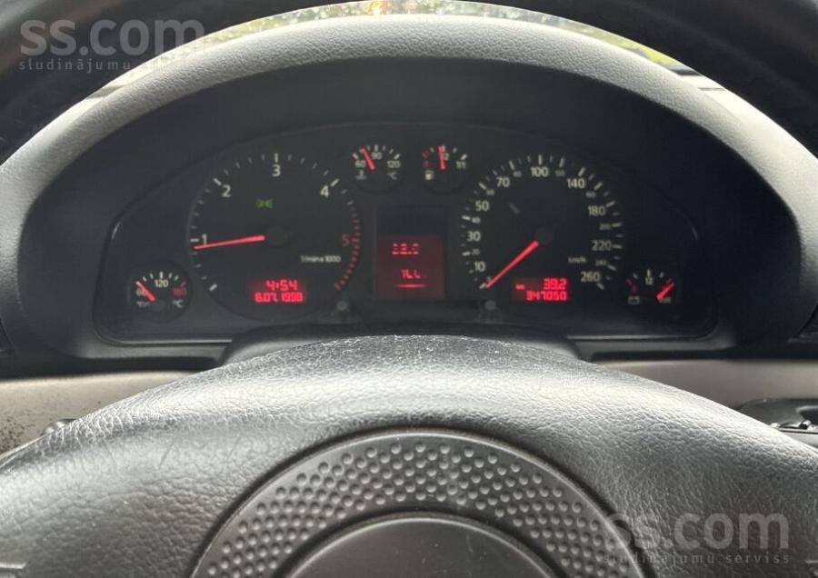 Grey Audi A4 2000 in Riga, with an engine capacity of 1.90 L and mileage of 347 thousand km for 2550 €, photo 19 on AUTOMOTO.COM.LV