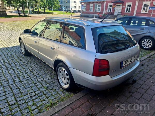 Pelēks Audi A4 2000 Valka, ar dzinēja tilpumu 1.90 L un nobraukumu 426 tūkst. km par 1850 €, foto 3 vietnē AUTOMOTO.COM.LV