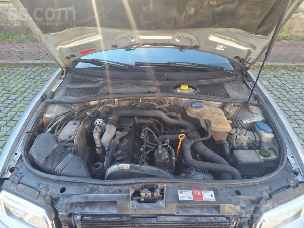 Pelēks Audi A4 2000 Valka, ar dzinēja tilpumu 1.90 L un nobraukumu 426 tūkst. km par 1850 €, foto 9 vietnē AUTOMOTO.COM.LV
