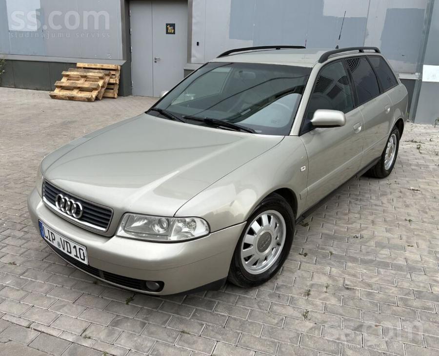 Pelēks Audi A4 2000 Rīga, ar dzinēja tilpumu 1.90 L un nobraukumu 350 tūkst. km par 2550 €, foto 1 vietnē AUTOMOTO.COM.LV