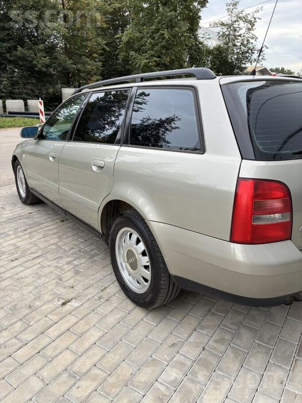 Pelēks Audi A4 2000 Rīga, ar dzinēja tilpumu 1.90 L un nobraukumu 350 tūkst. km par 2550 €, foto 8 vietnē AUTOMOTO.COM.LV