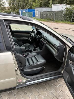 Pelēks Audi A4 2000 Rīga, ar dzinēja tilpumu 1.90 L un nobraukumu 350 tūkst. km par 2550 €, foto 17 vietnē AUTOMOTO.COM.LV