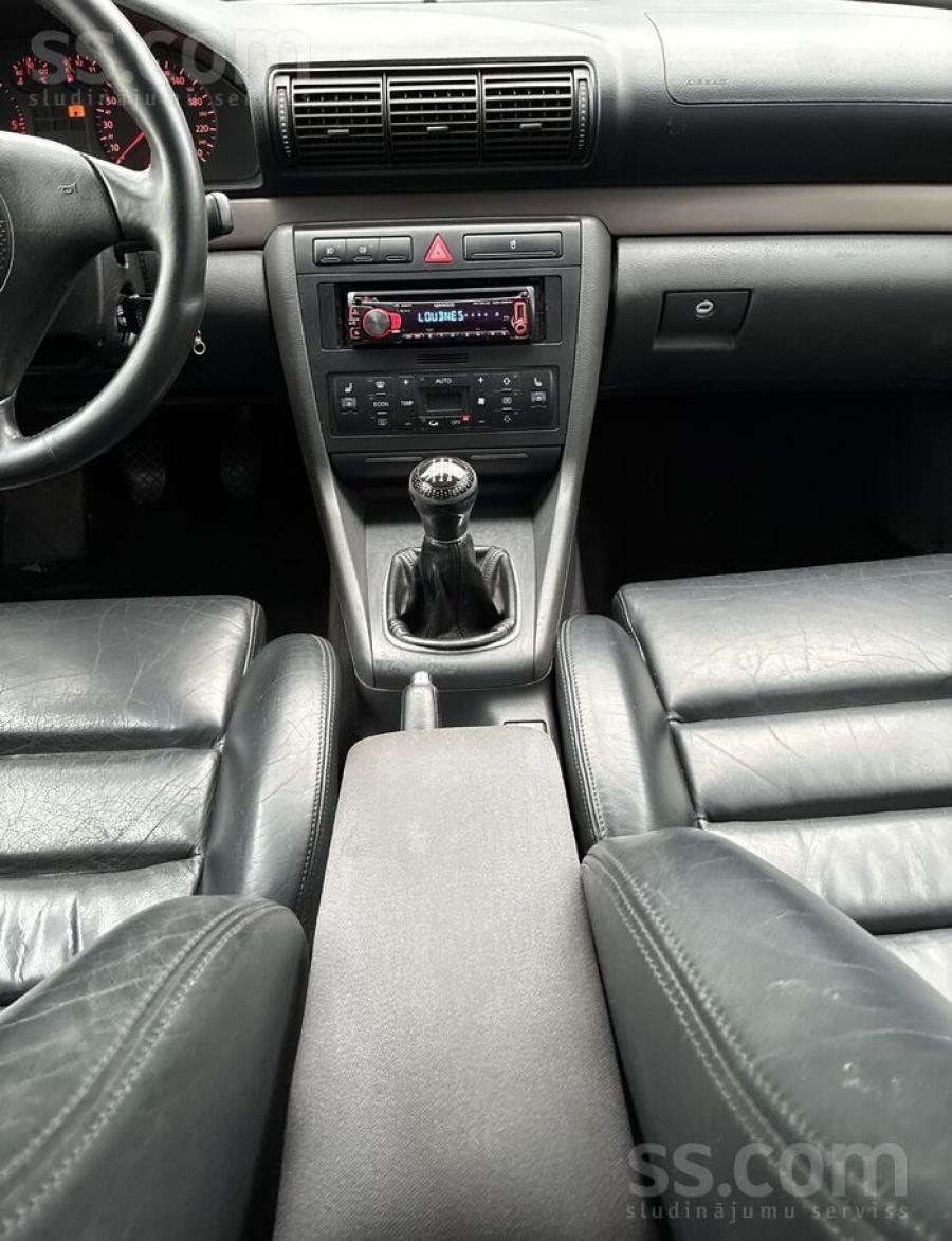 Pelēks Audi A4 2000 Rīga, ar dzinēja tilpumu 1.90 L un nobraukumu 350 tūkst. km par 2550 €, foto 18 vietnē AUTOMOTO.COM.LV