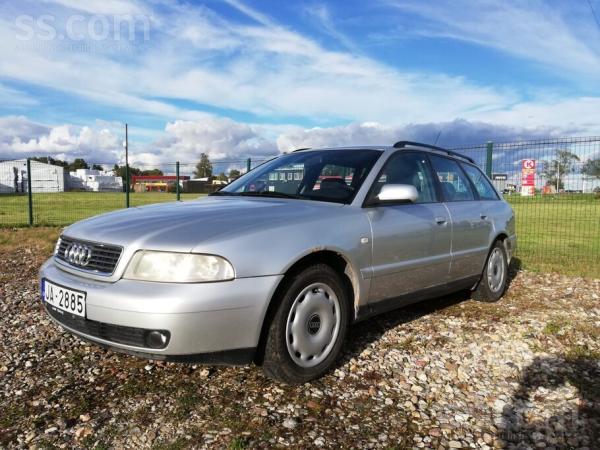 Audi A4 2000 in Saldus on AUTOMOTO.COM.LV Grey Audi A4 2000 in Saldus, with an engine capacity of 1.60 L and mileage of 246 thousand km for 1500 €, photo 3 on AUTOMOTO.COM.LV