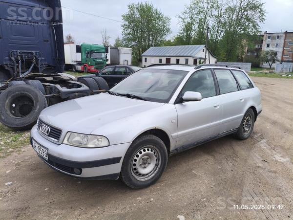 Pelēks Audi A4 2000 Rēzekne, ar dzinēja tilpumu 1.90 L un nobraukumu 400 tūkst. km par 650 €, foto 1 vietnē AUTOMOTO.COM.LV