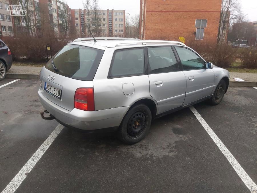 Grey Audi A4 2001 in Utena, with an engine capacity of 1.90 L and mileage of 420 thousand km for 799 €, photo 9 on AUTOMOTO.COM.LV
