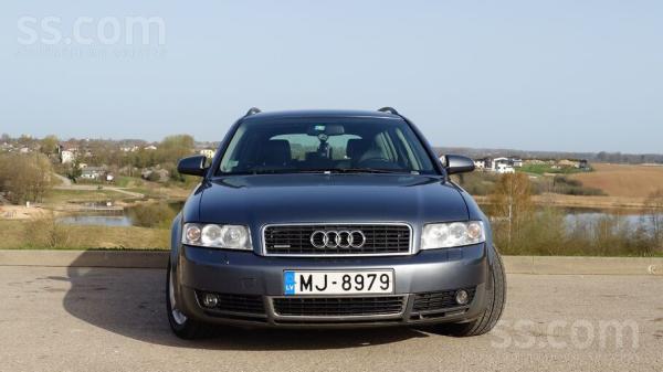 Grey Audi A4 2001 in Dobele, with an engine capacity of 3.00 L and mileage of 305 thousand km for 3900 €, photo 5 on AUTOMOTO.COM.LV