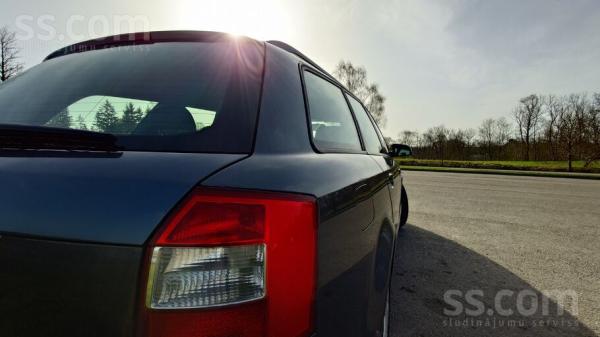 Grey Audi A4 2001 in Dobele, with an engine capacity of 3.00 L and mileage of 305 thousand km for 3900 €, photo 7 on AUTOMOTO.COM.LV