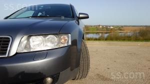 Pelēks Audi A4 2001 Dobele, ar dzinēja tilpumu 3.00 L un nobraukumu 305 tūkst. km par 3900 €, foto 12 vietnē AUTOMOTO.COM.LV